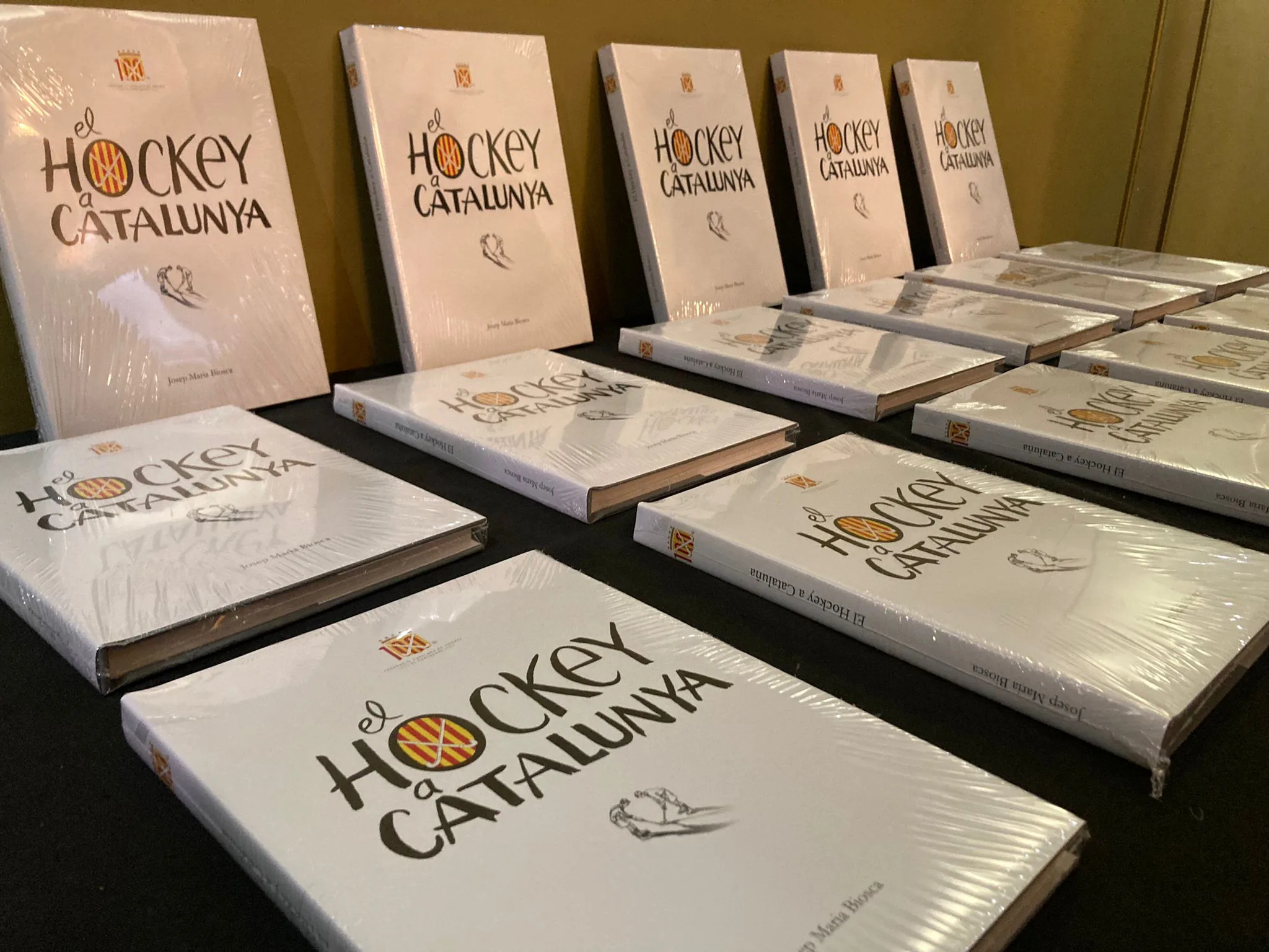 PRESENTADO EL LIBRO ‘EL HOCKEY EN CATALUNYA’, ESCRITO POR JOSEP MARIA ...